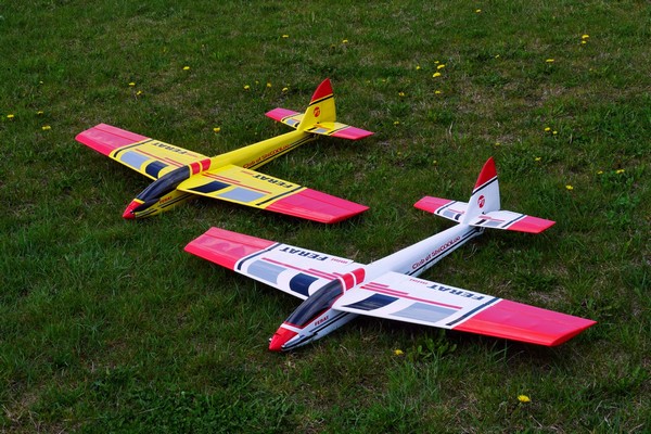 Ferat mini 1,3m :: RC modely letadel